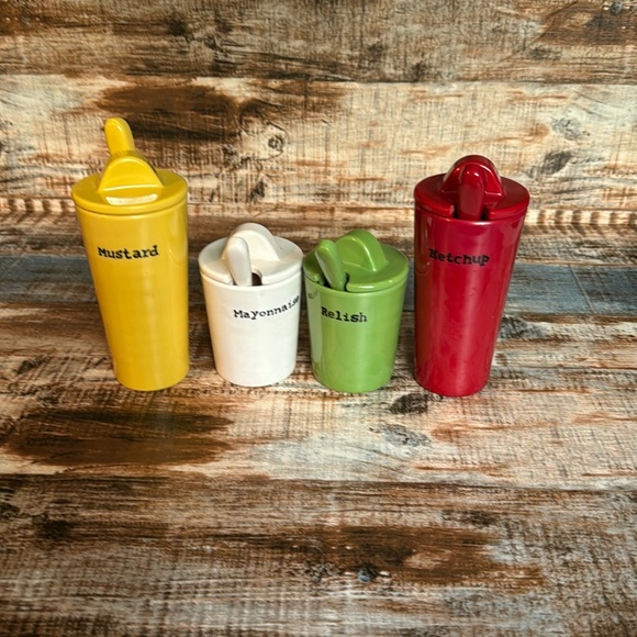 Kitchen | Rare Vintage Bbq Condiment Sauce Set With Spoons Melamine ...